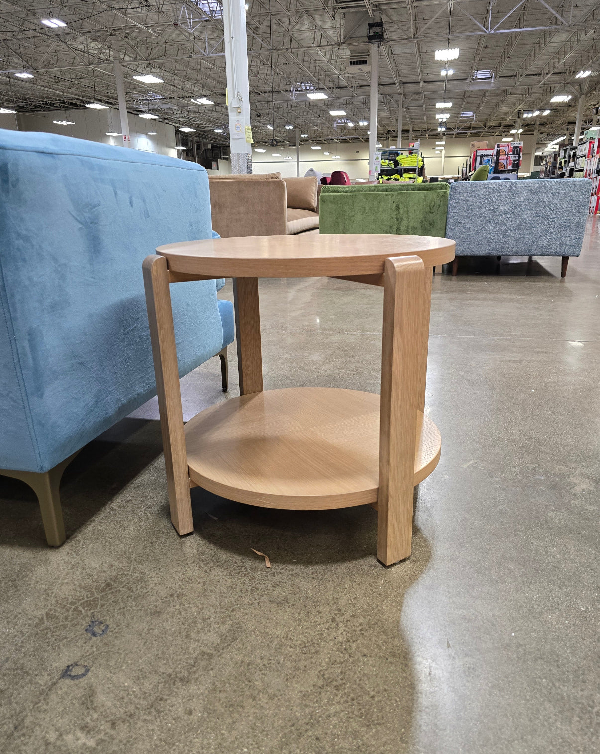 IDF240493 Devon natural oak side table – Bargain Outlet & More
