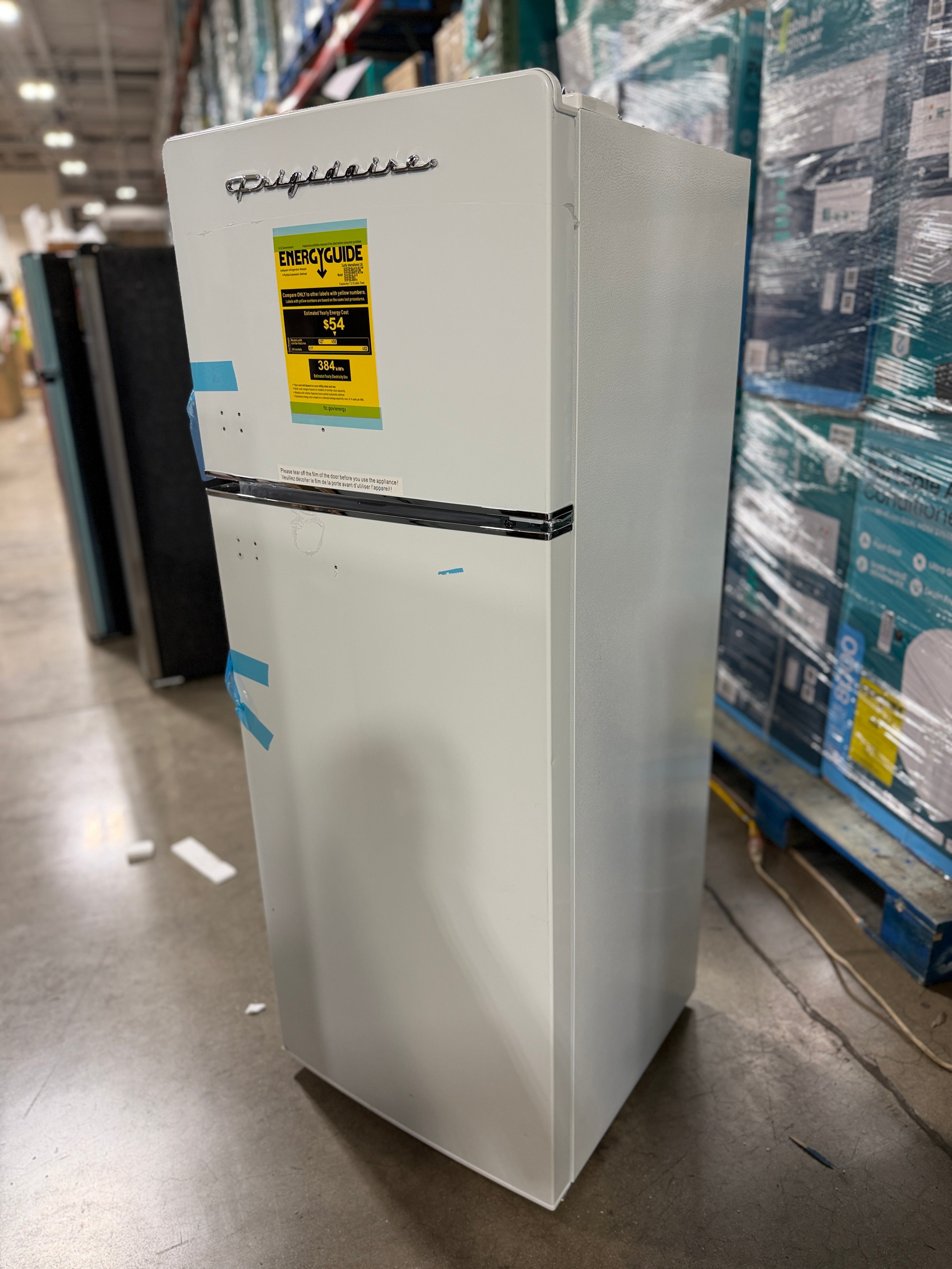 AC250684 7.2 CU FT RETRO TOP MOUNT FRIDGE-ROUNDED CORNERS-CROME HANDLE ...